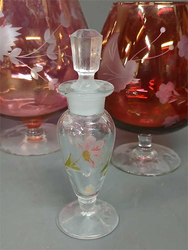 Transitional Design Online Auctions - "Ruby flash" lead crystal pieces