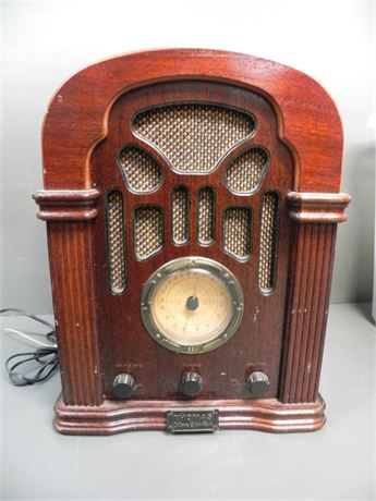 Transitional Design Online Auctions - Thomas Collectors Edition Radio