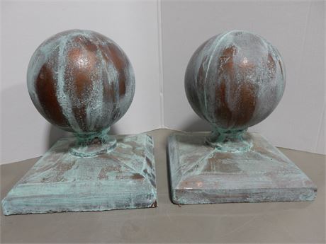 Transitional Design Online Auctions - Garden End Cap Decorations ...
