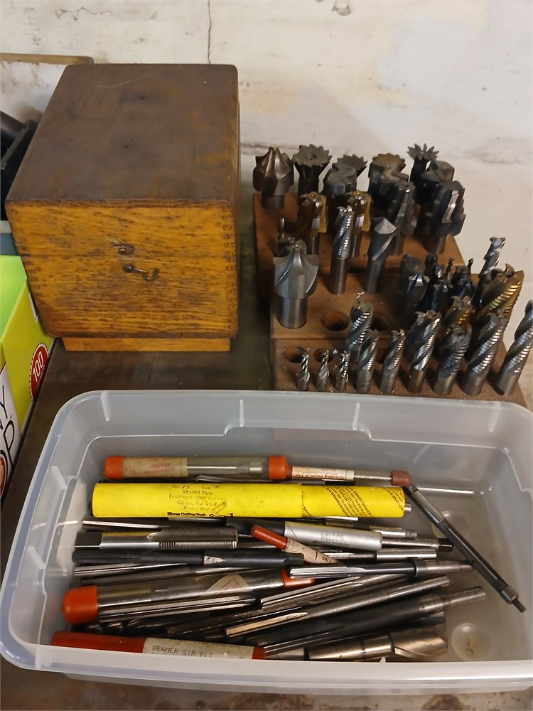 Transitional Design Online Auctions - Precision Cutting Tools / Metal ...