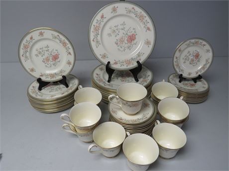Transitional Design Online Auctions - MINTON/Royal Doulton Jasmine ...