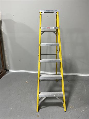 Transitional Design Online Auctions - Ladder / Cuprum / 6 ft.