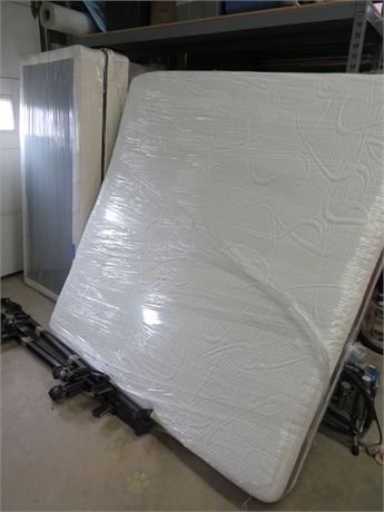 Transitional Design Online Auctions - Original Mattress Factory King ...
