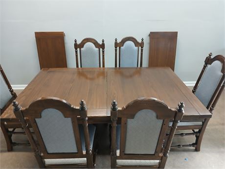 Transitional Design Online Auctions - English Style Dining Table ...