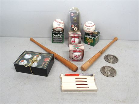 Transitional Design Online Auctions - Sports Memorabilia Lot - Browns ...