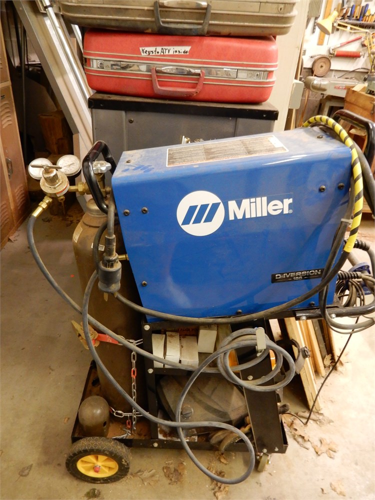 Transitional Design Online Auctions - Miller Diversion 180 TIG Welder