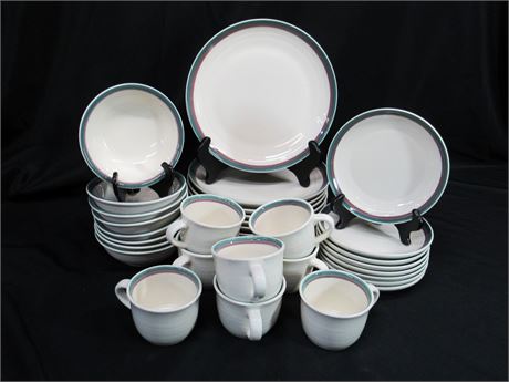 Transitional Design Online Auctions - Phaltzgraff Juniper Stoneware ...