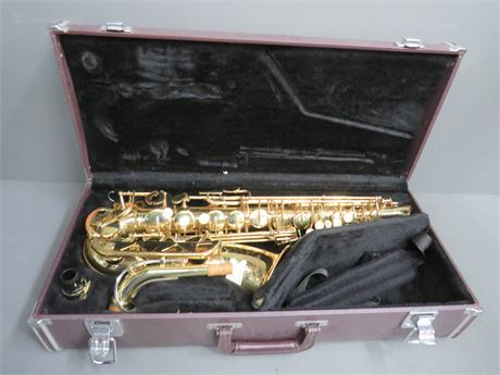 Transitional Design Online Auctions - CONN Alto Saxophone
