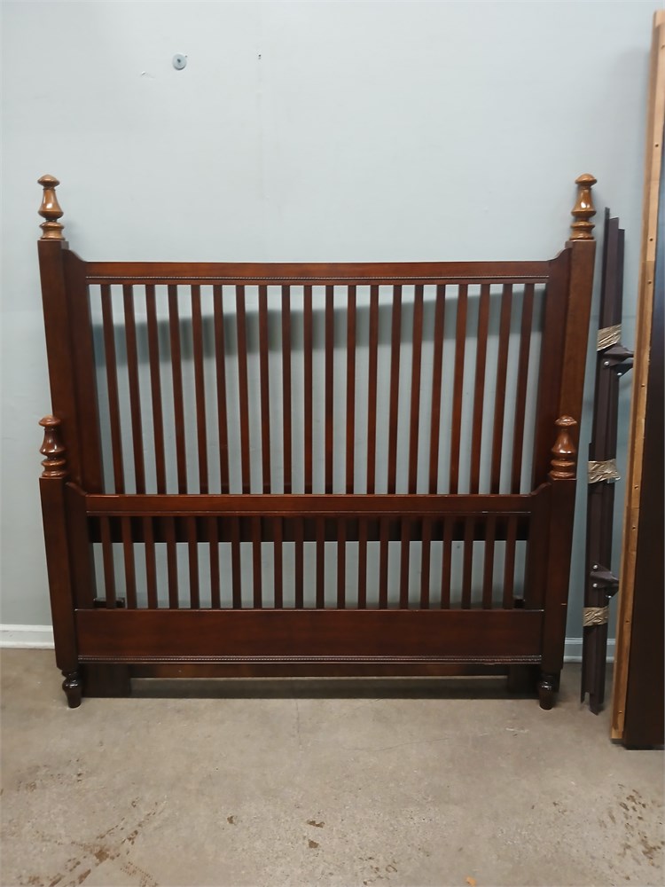 Transitional Design Online Auctions - Queen J. McLaughlin Queen Bed