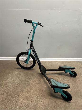 Transitional Design Online Auctions - Delta Wing Razor Scooter