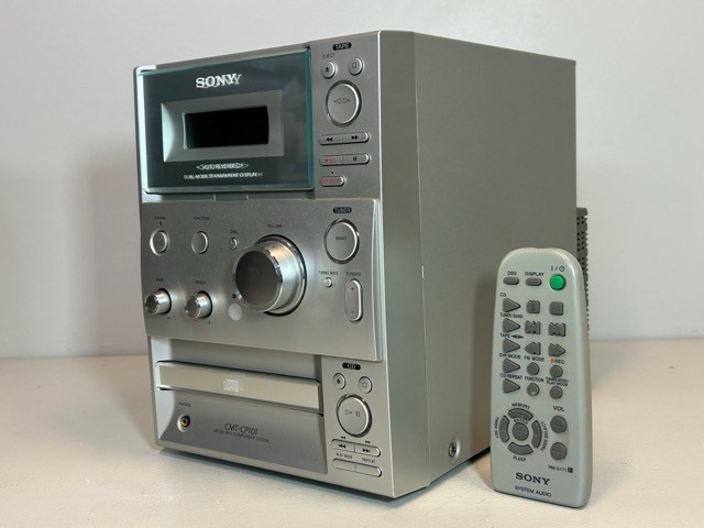 Transitional Design Online Auctions - The Sony Audio Shelf System