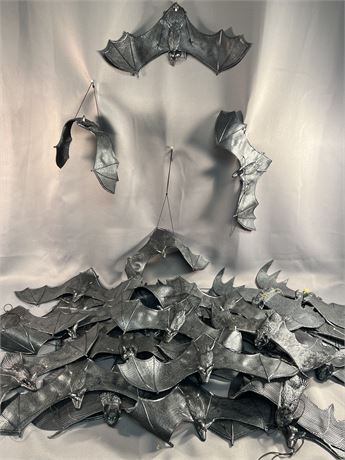 Transitional Design Online Auctions - Hanging Bats, Rubber Qty 35