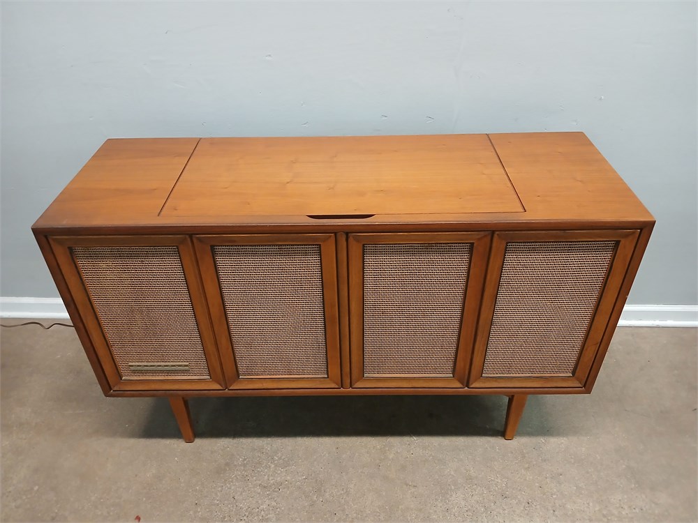 Transitional Design Online Auctions - Motorola Three Channel Stereo ...