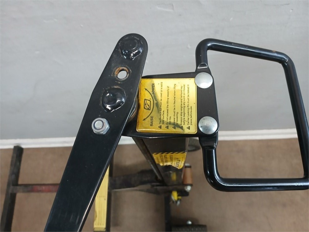 Transitional Design Online Auctions - Mojack Mower Lift