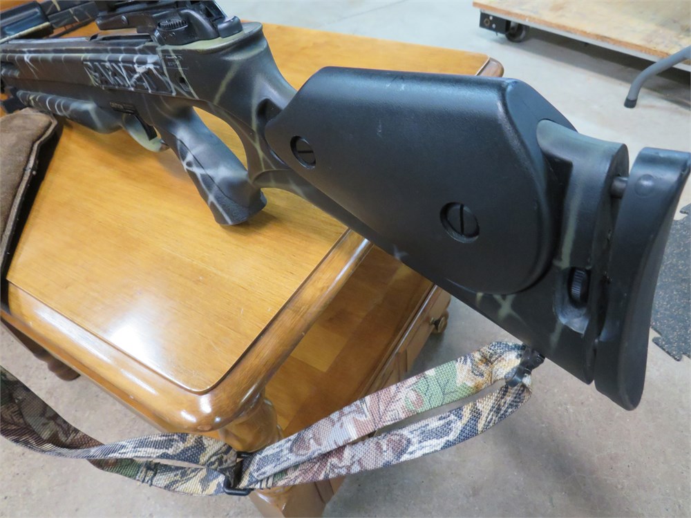 Transitional Design Online Auctions - BARNETT Revolution Crossbow w ...