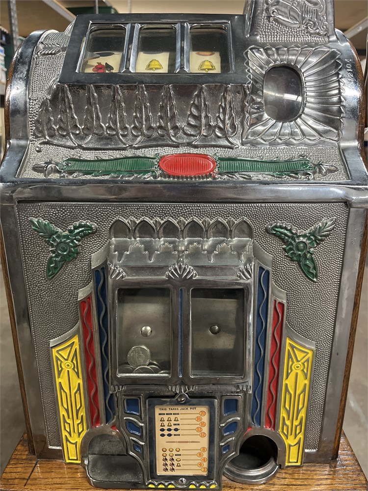 Transitional Design Online Auctions - Nickle Slot Machine