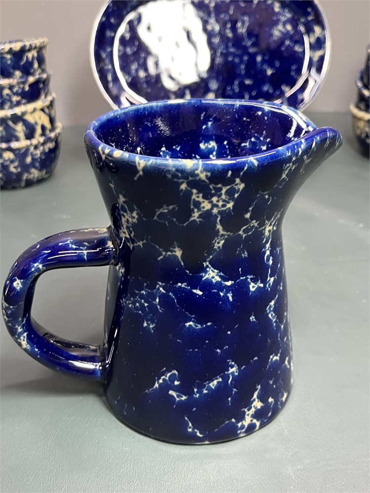 Transitional Design Online Auctions - Bennington Potters Collection