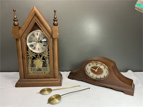 Transitional Design Online Auctions - Wall Clock / Mantle Clock