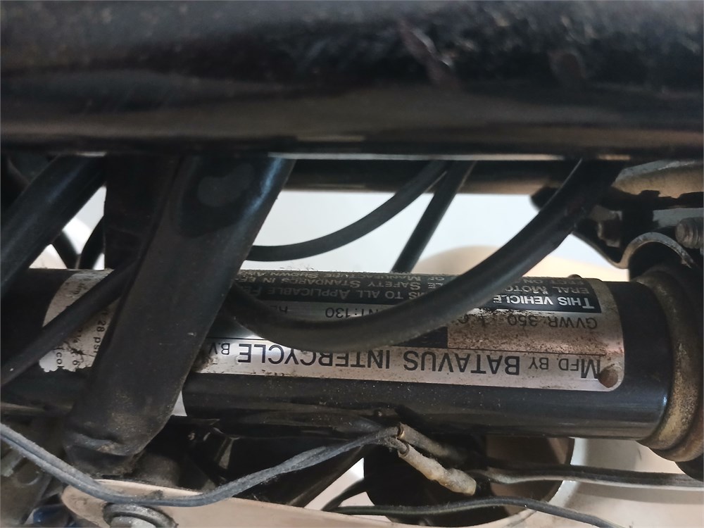 Transitional Design Online Auctions - Batavus Regency Moped / Motorcycle