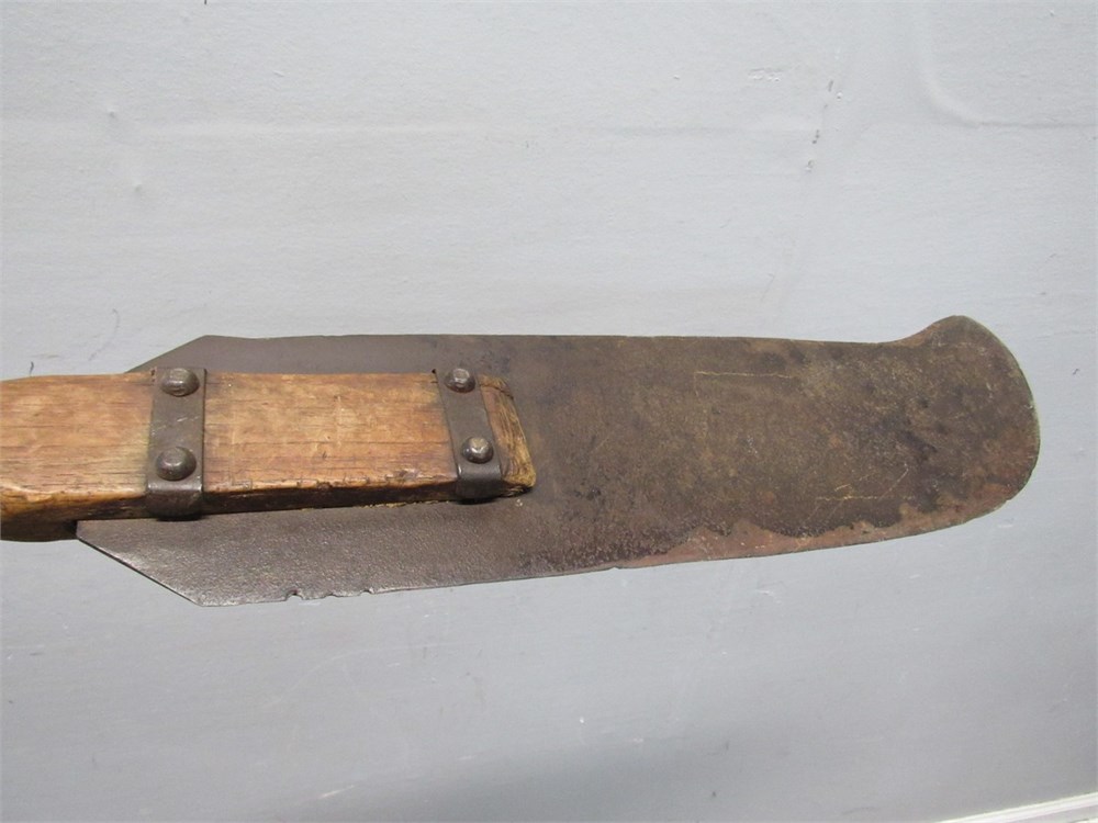 Transitional Design Online Auctions - Sling Blade - Antique Kaiser ...