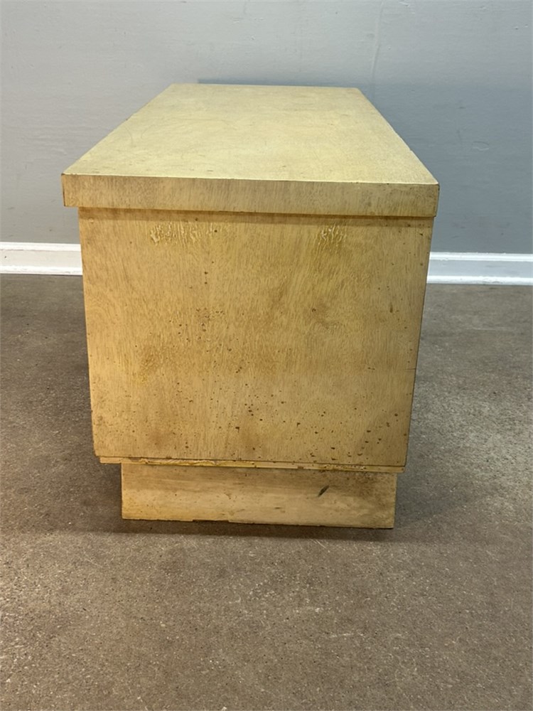 Transitional Design Online Auctions - Attractive Mid-Cent Cedar Chest ...