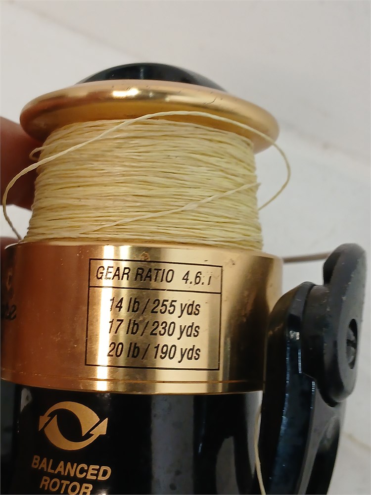 Transitional Design Online Auctions - Vintage Fishing Reels and Supplies
