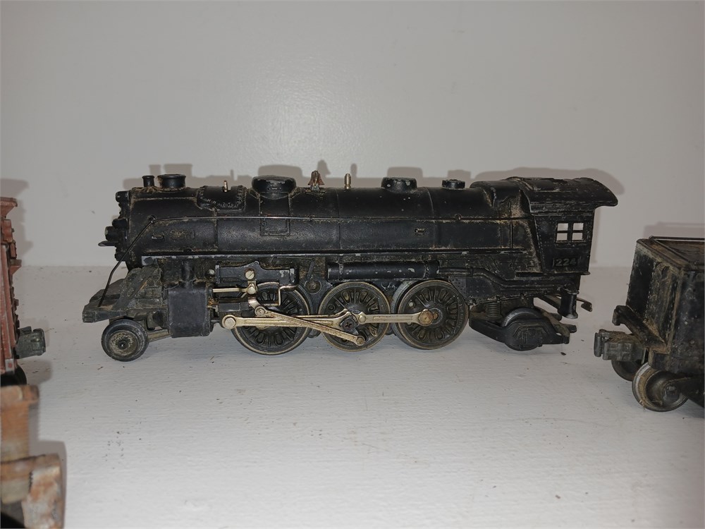 Transitional Design Online Auctions - Lionel "O" Gauge Models Train & Track