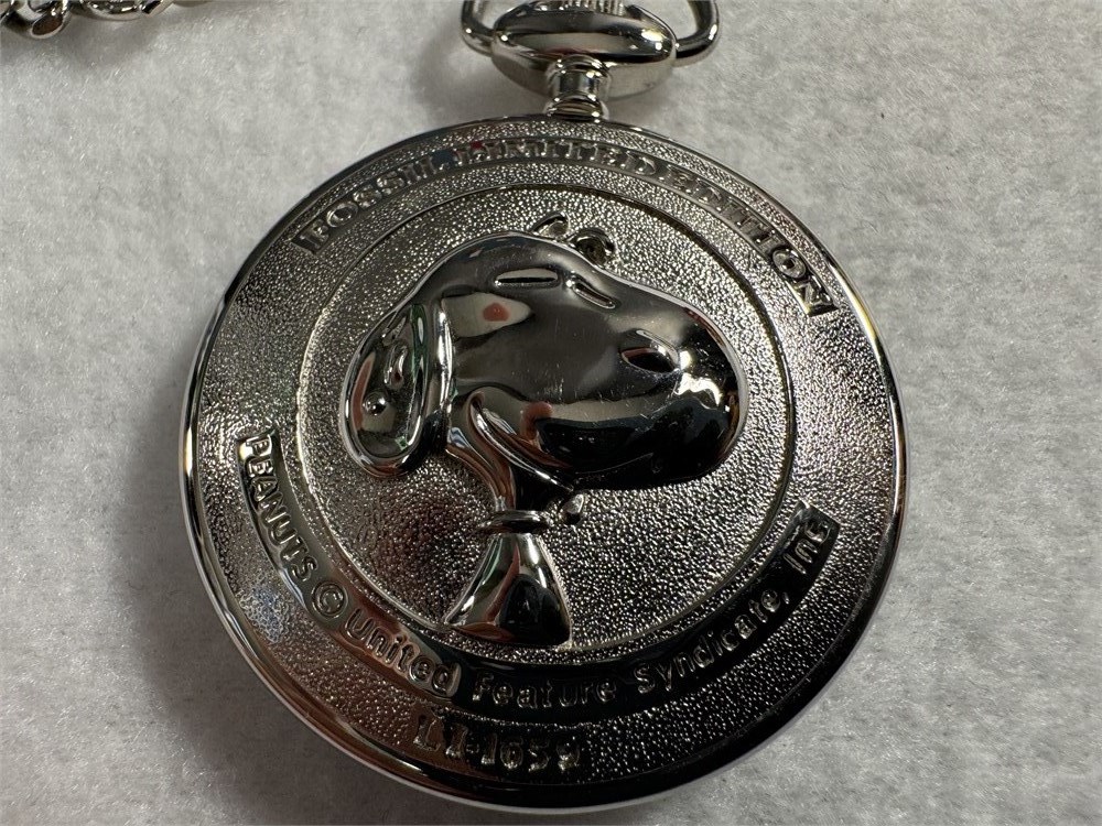 Transitional Design Online Auctions - Pocket Watch-Fossil -Peanuts ...