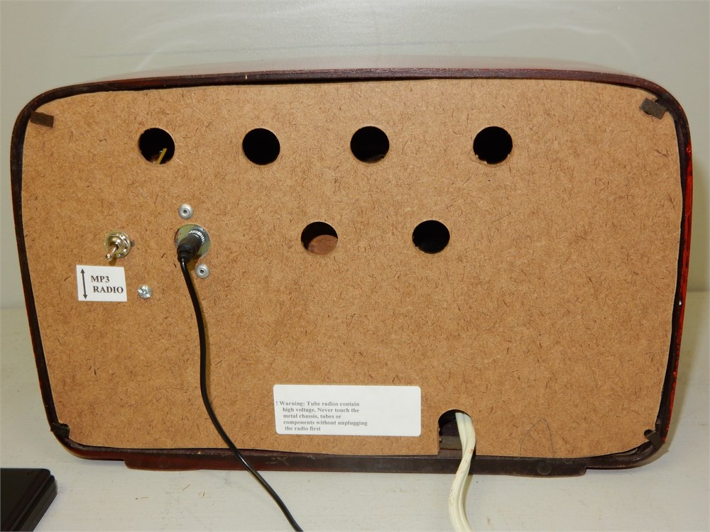 Transitional Design Online Auctions - Philco Transitone Bakelite Radio ...