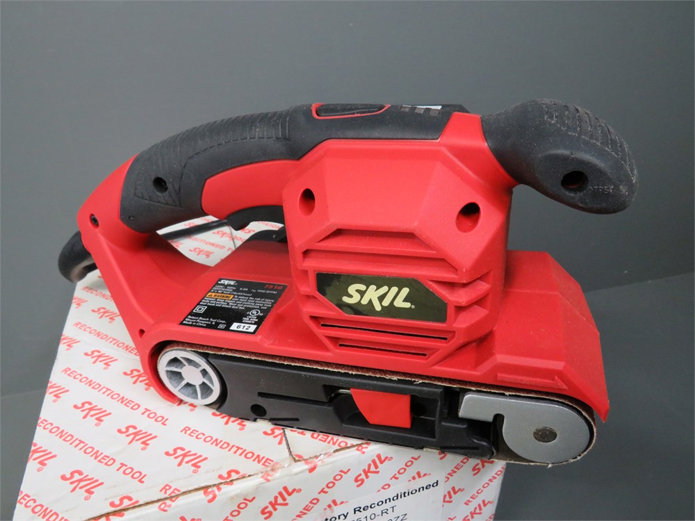 Transitional Design Online Auctions - SKIL Belt Sander 7510-RT Factory ...