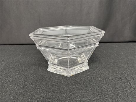 Transitional Design Online Auctions - Tiffany & Co. Windham Crystal ...