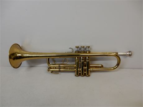 Transitional Design Online Auctions - York Trumpet / #654616 / Hard Case