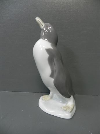 Transitional Design Online Auctions - Lladro Penguin