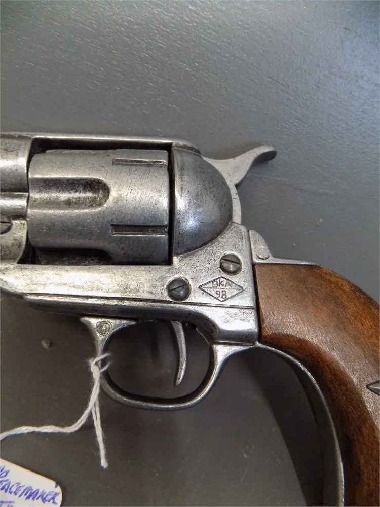 Transitional Design Online Auctions - Denix " PEACEMAKER REVOLVER ...