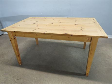 Transitional Design Online Auctions - POTTERY BARN Knotty Pine Farmhouse Dining Table