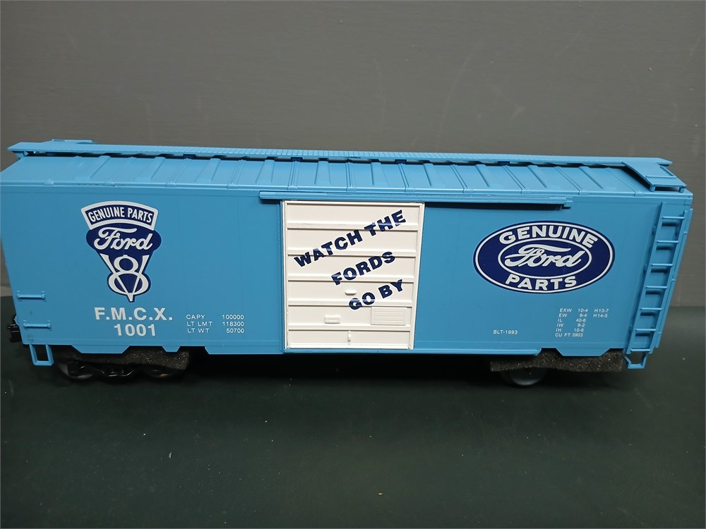 Transitional Design Online Auctions - Model train freight cars
