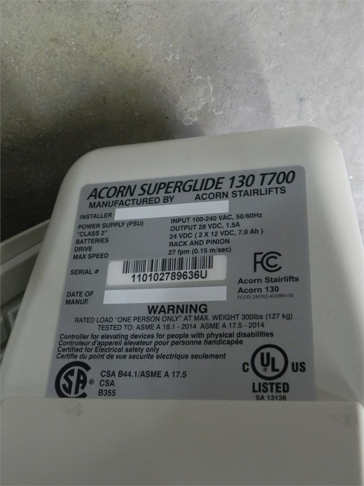 Transitional Design Online Auctions - Acorn Superglide Stairlift / #130 ...