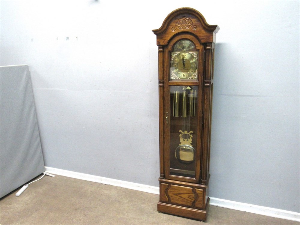 Transitional Design Online Auctions - Howard Miller Grandfather Clock ...