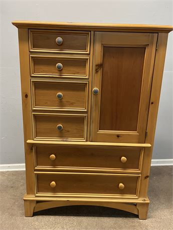 Transitional Design Online Auctions - Lane Wardrobe
