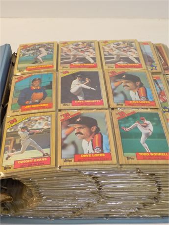 Transitional Design Online Auctions - 1987 Complete Set Topps