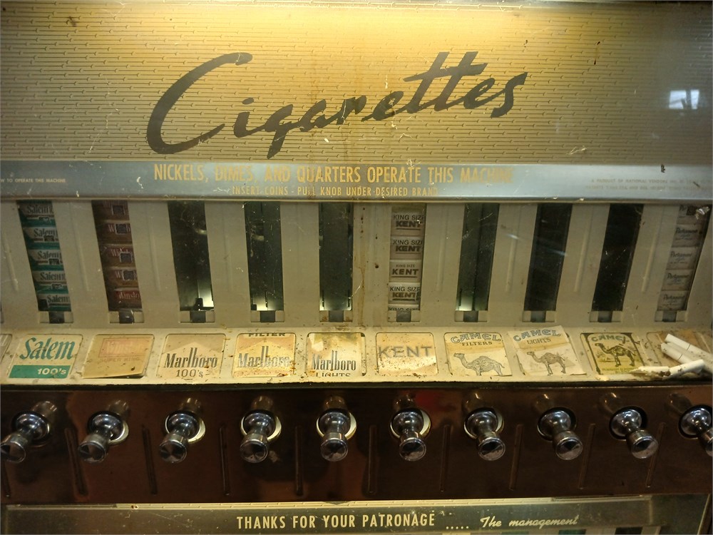 Transitional Design Online Auctions - Working Cigarette Vending Machine ...