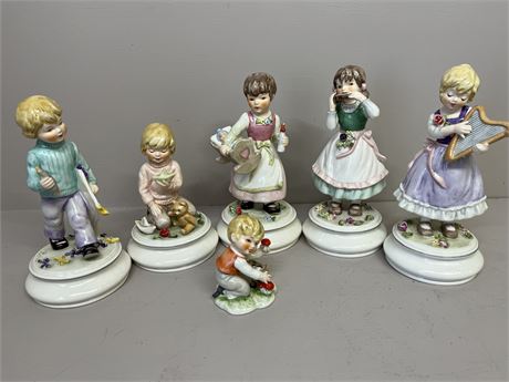 Transitional Design Online Auctions - Figurines / Numbered