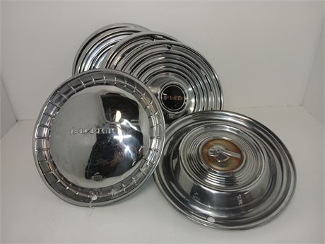 Transitional Design Online Auctions - Pontiac & Buick Hub Caps / 6