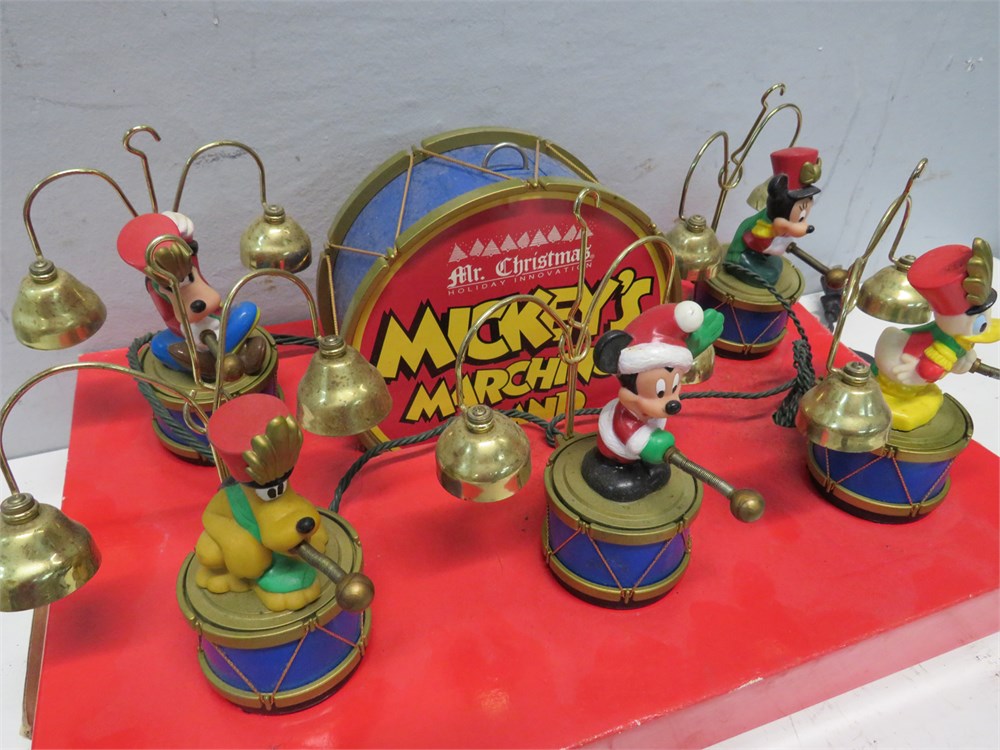 Transitional Design Online Auctions - Mr. Christmas Mickey's Marching ...