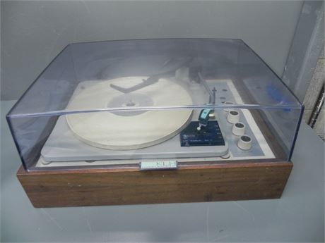 Transitional Design Online Auctions - KLM Model 15 Turntable