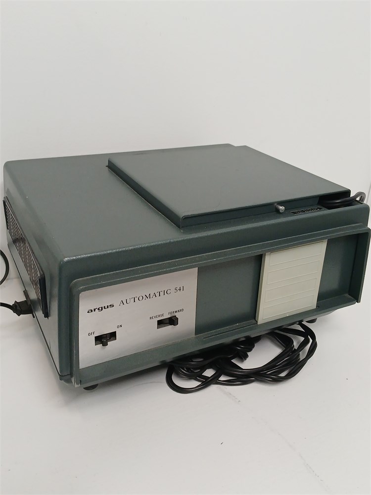 Transitional Design Online Auctions - Argus Automatic Slide Projectors ...