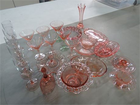 Transitional Design Online Auctions - Pink Depression Glassware Lot