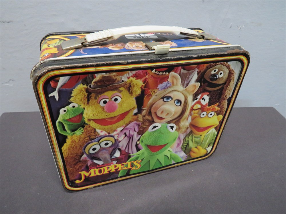 Transitional Design Online Auctions - 1979 Muppets Metal Lunch Box